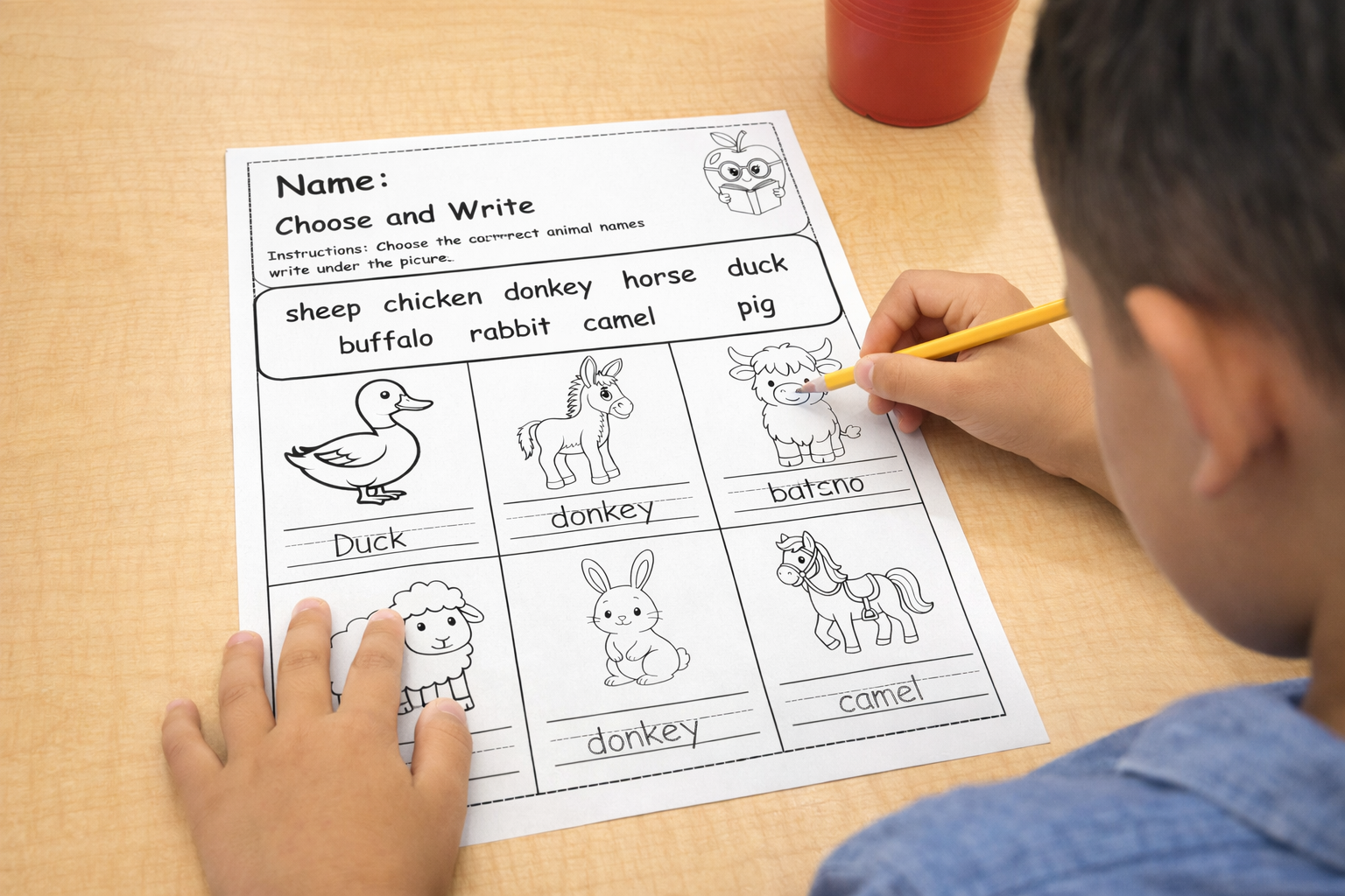 Choose and Write farm animals worksheet for Kindergarten (Free Printable)